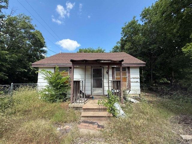 847 4th St, Healdton, OK 73438