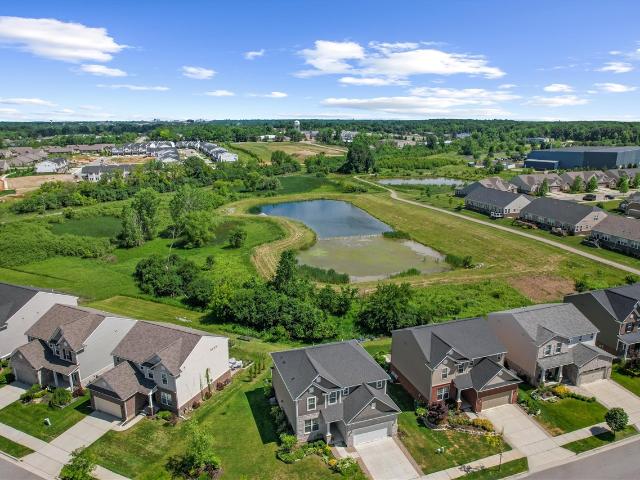 847 Groveland Circle