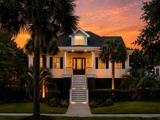 847 Dunham St, Daniel Island, SC 29492