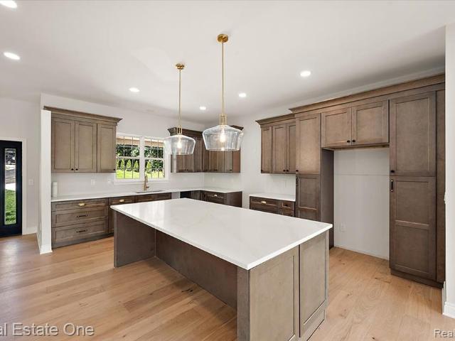 847 Fairview Street