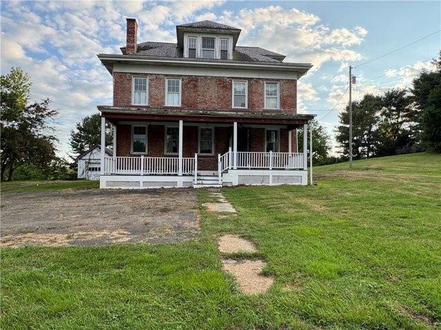 847 Old National Pike, Brownsville, PA 15417
