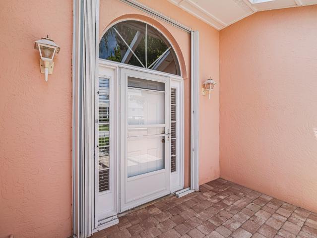 847 Lake Orchid Circle, Vero Beach, US, FL