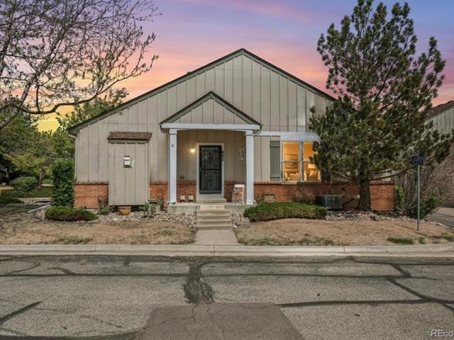 847 S Evanston Cir, Aurora, CO 80012