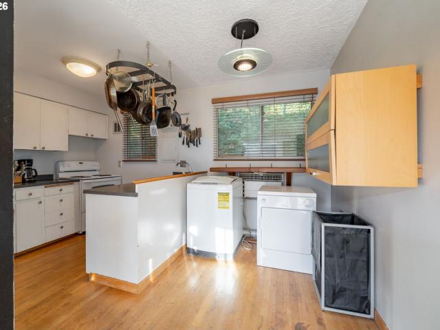 847 SW Broadway DR # 32