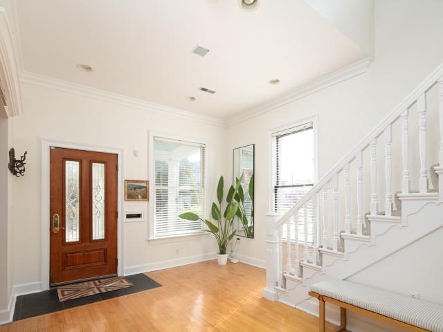 847 W High Street
