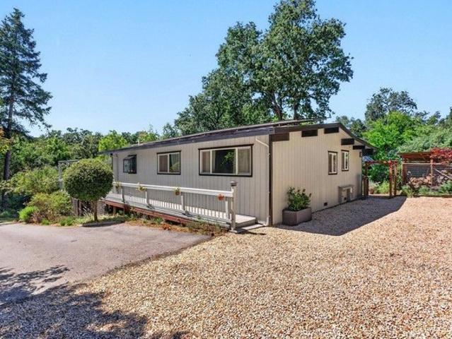 8484 E Zayante Rd, Felton, CA 95018