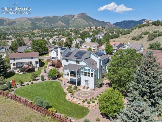 8485 Edgemont Way
