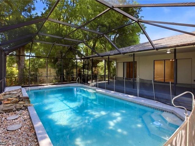 8486 Garden Rd, Fort Myers, FL 33967