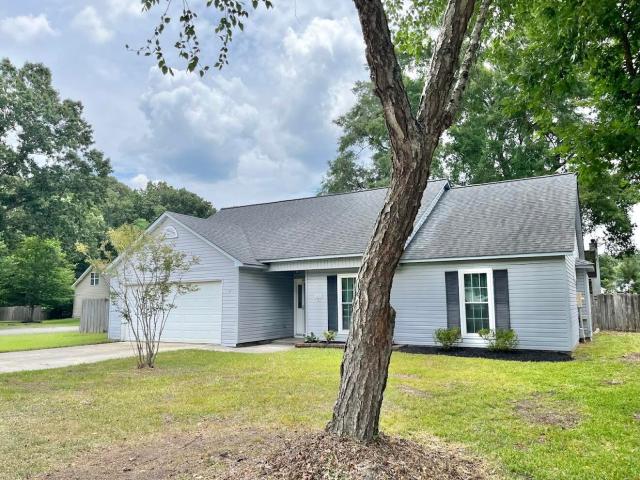 8486 William Moultrie Drive