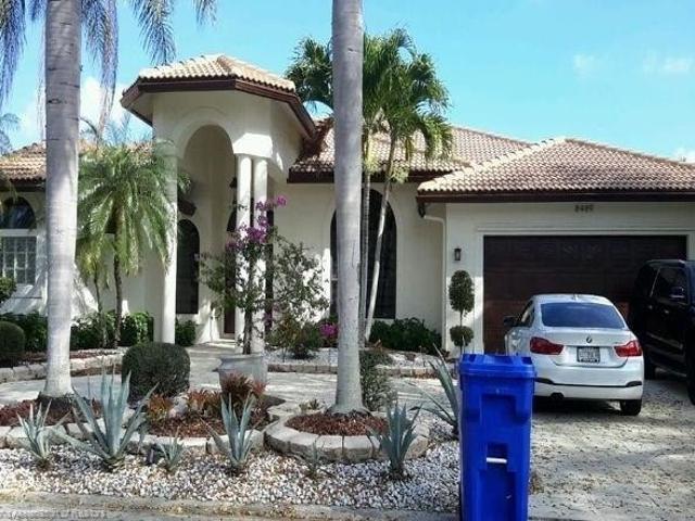 8489 NW 43rd Ct, Coral Springs, FL 33065