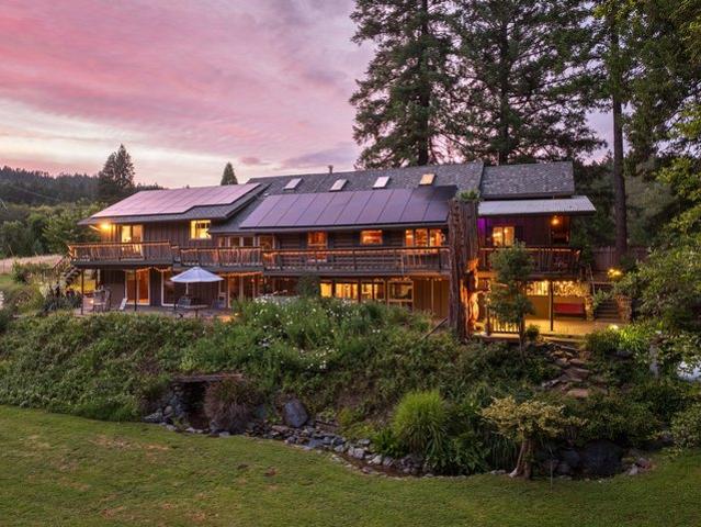 8489 Redwood Hwy, Wilderville, OR 97543
