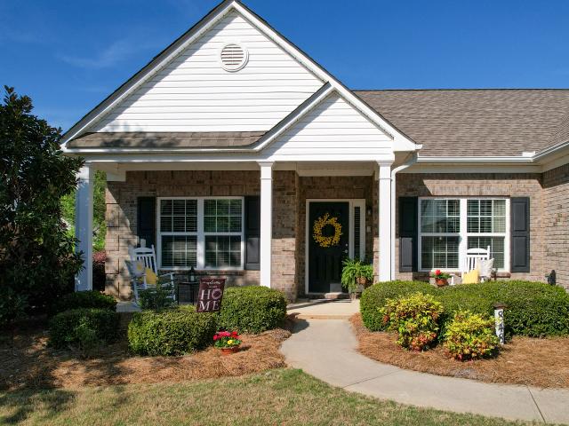 848 Crossroads Court