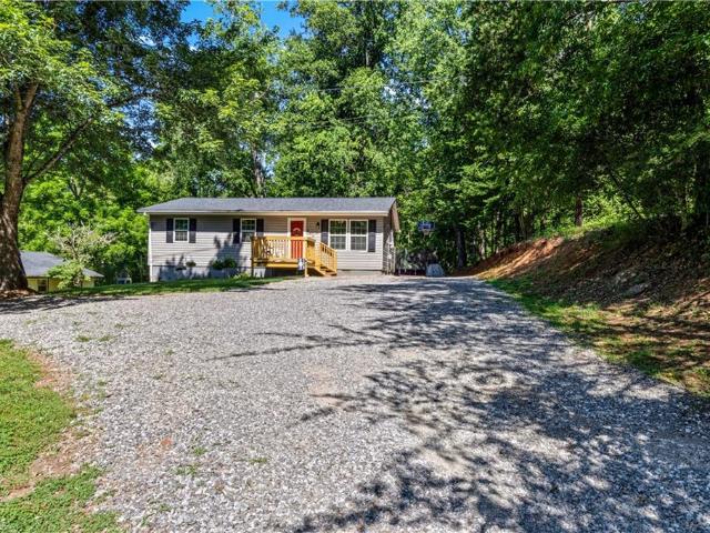 848 Huffman River Lane