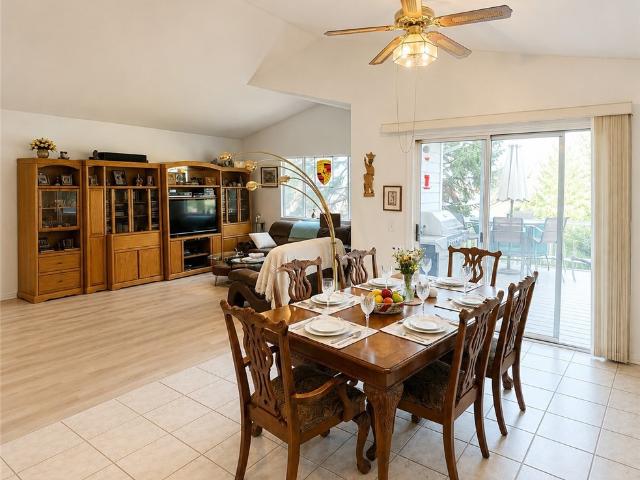 848 Oakmont