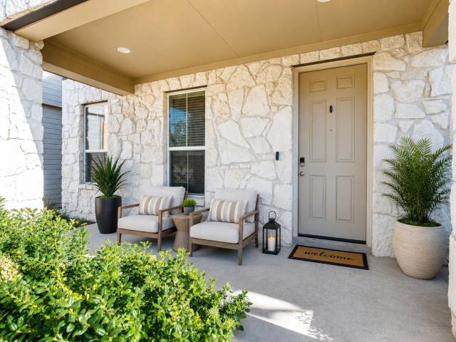 848 Lone Peak Way