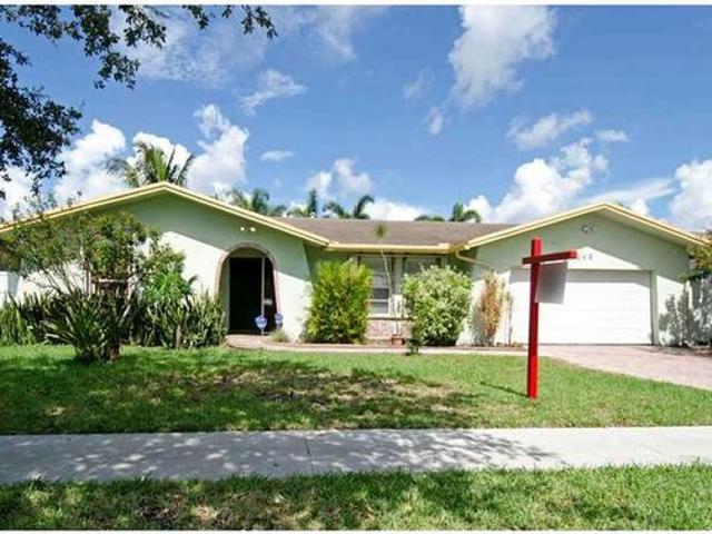 848 NW 76 Te, Plantation, FL 33324