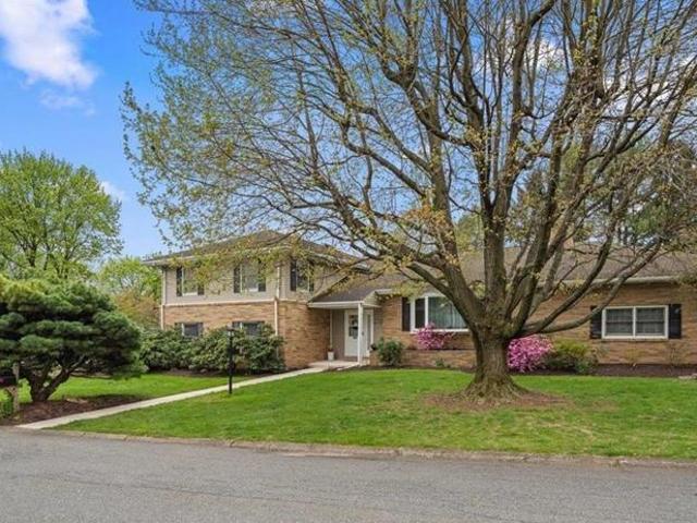 848 S Glenwood St, Salisbury Township, PA 18103