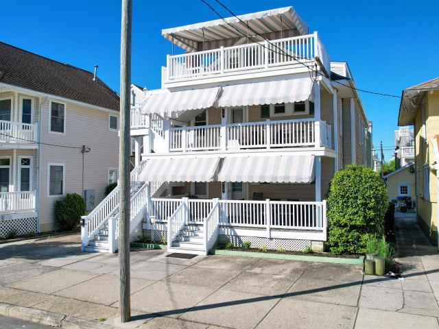 848 Park Pl