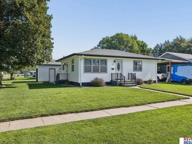 848 W 21st St, Fremont, NE 68025