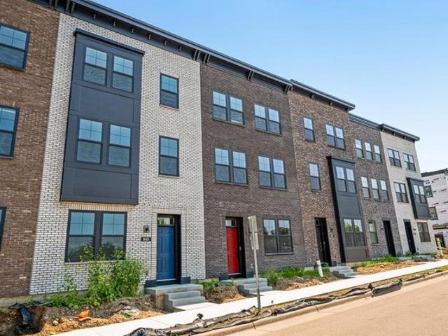 848 Woodlawn Ave, Saint Paul, MN 55116