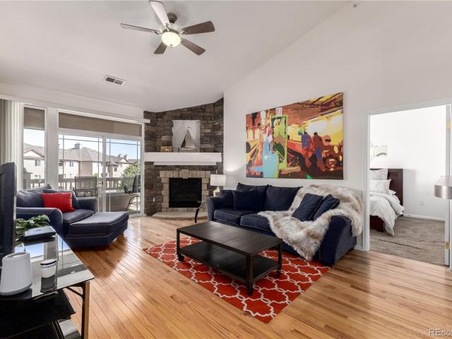 8497 S Hoyt Way # 304