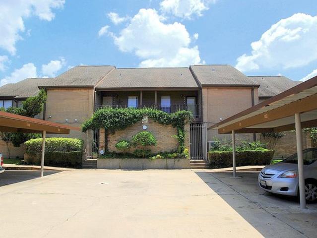 8499 Sands Point Dr, Houston, TX 77036