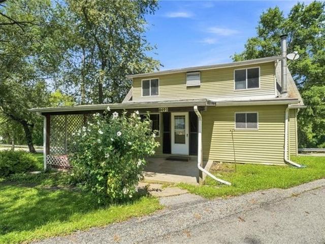 8491 Liberty Ave, Westmoreland City, PA 15692