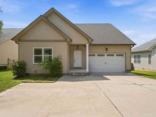 8492 Standifer Gap Rd, Chattanooga, TN 37421