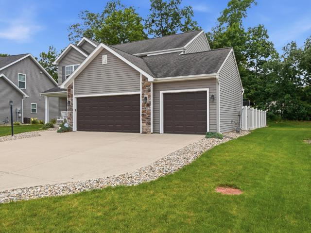 849 Crimson Cove