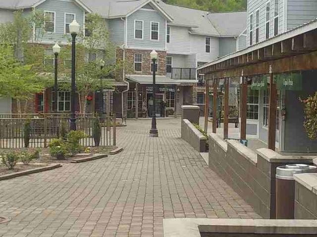 849 Glades Road 3 Bedroom Apartment for Rent at 849 Glades Rd, Gatlinburg, TN 37738