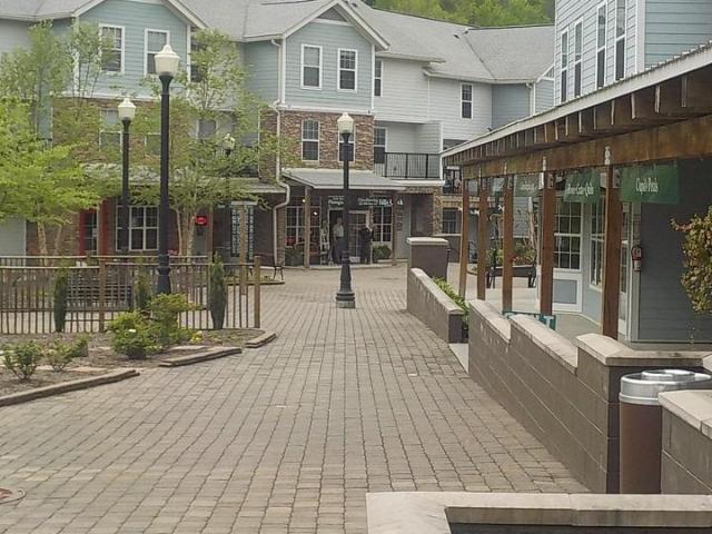 849 Glades Road 2 Bedroom Apartment for Rent at 849 Glades Rd, Gatlinburg, TN 37738