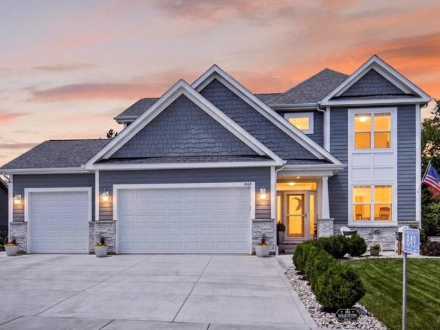 849 Fairway Dr, Twin Lakes, WI 53181