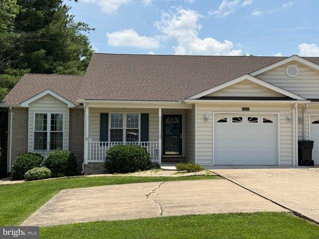 849 Ox Rd, Woodstock, VA 22664