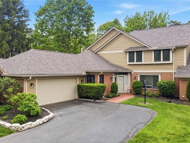849 Lincoln Woods Ct, Kettering, OH 45429