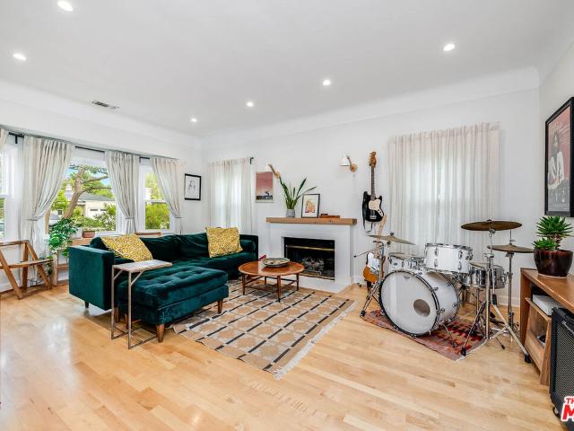 849 N Lima St, Burbank, CA 91505 | MLS #26713 | Compass