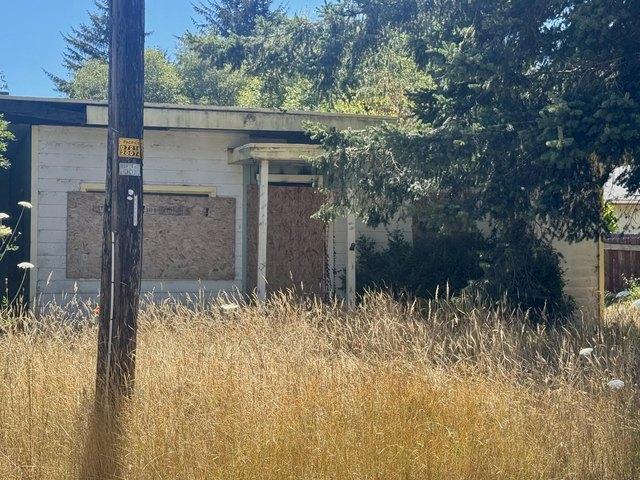 849 Small Ave, Crescent City, CA 95531