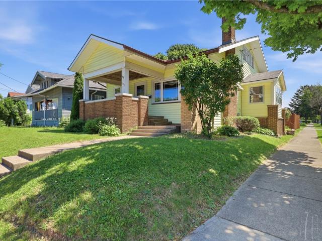 849 Ridgeway Avenue
