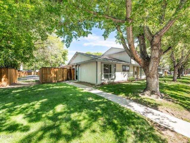 849 Woodberry Dr Apt 4, Sparks, NV 89434