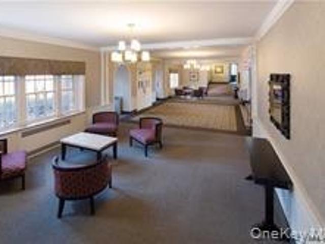 84 49 th Street