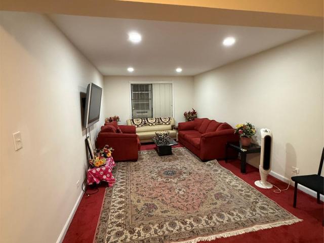 84 55 Daniels Street 5C