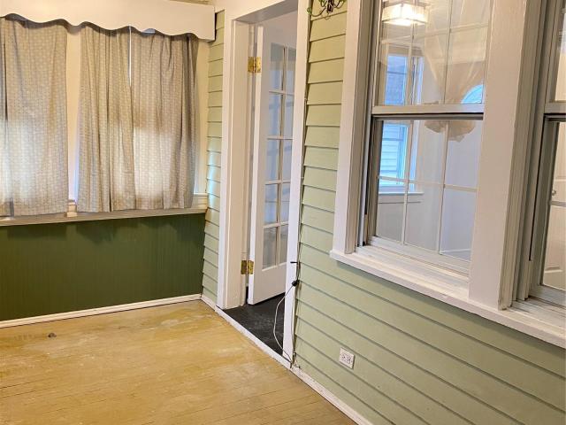 84 59 th Street