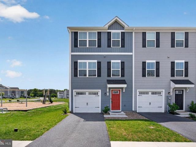 84 Tadpole Landing Rd, Inwood, WV 25428
