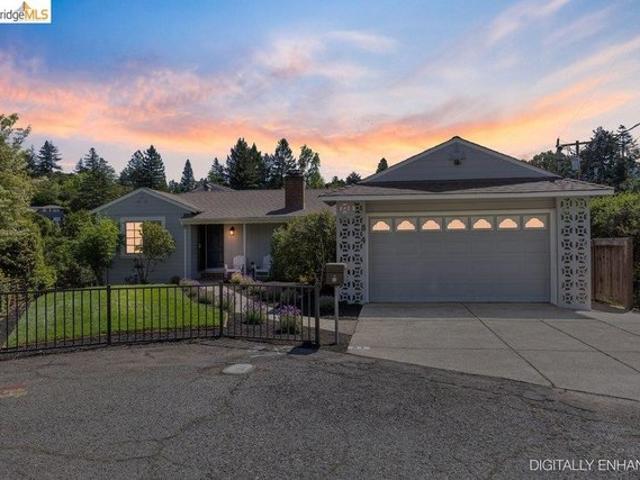 84 Templar Pl, Oakland, CA 94618