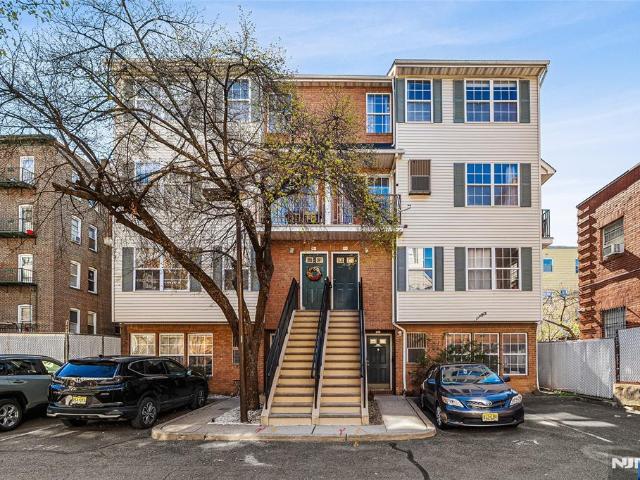 84 Union St, Newark, NJ 07105 | MLS #26012 | Compass