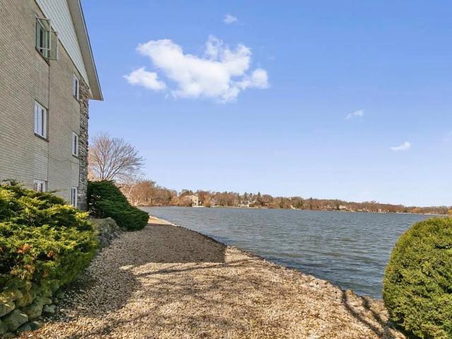 84 W Belvidere Rd, Unit 203, Grayslake, IL 60030 | Compass