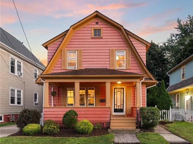 84 Waterman Ave, Cranston, RI 02910