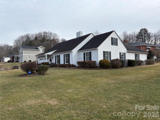 84 Wood Lily Drive