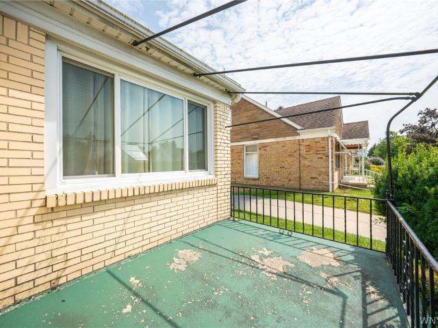 84 Alpine Place
