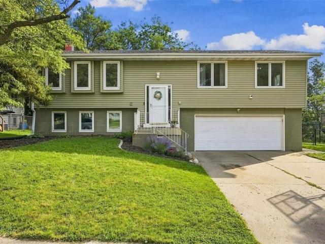 84 Amhurst St, Iowa City, IA 52245