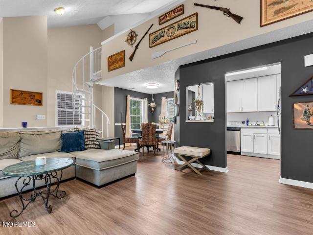 84 Azalea Circle